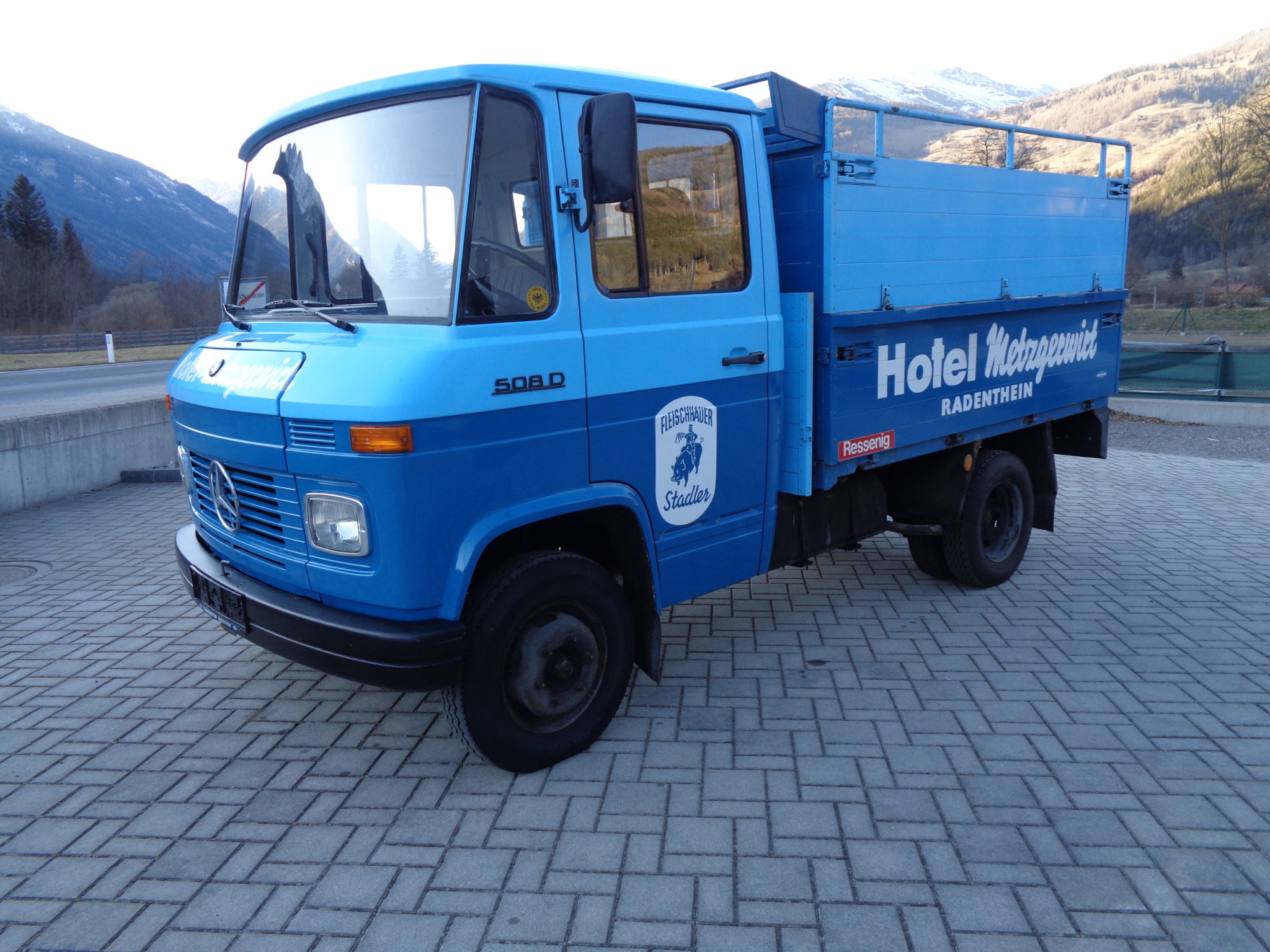 Mercedes 508D T2 Düdo (Diesel) - Oldtimerhandel Allmayer